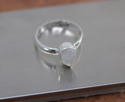 Sterling Silver Moonstone Ring Size 8 - NativeIndianMade.com